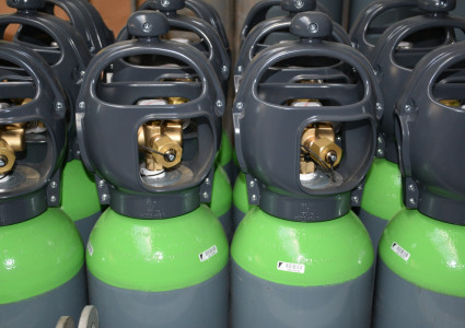 Gasflessen - gascilinders van 2 tot 50 liter | IJsfabriek Strombeek